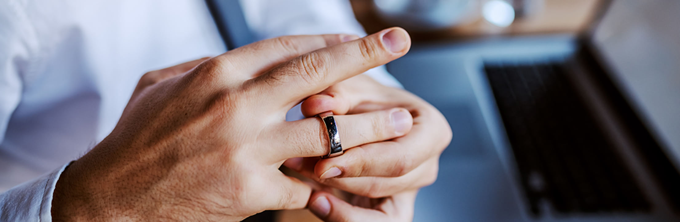 Comparing Men’s Wedding Bands: Titanium vs Tungsten – Jordan Jack